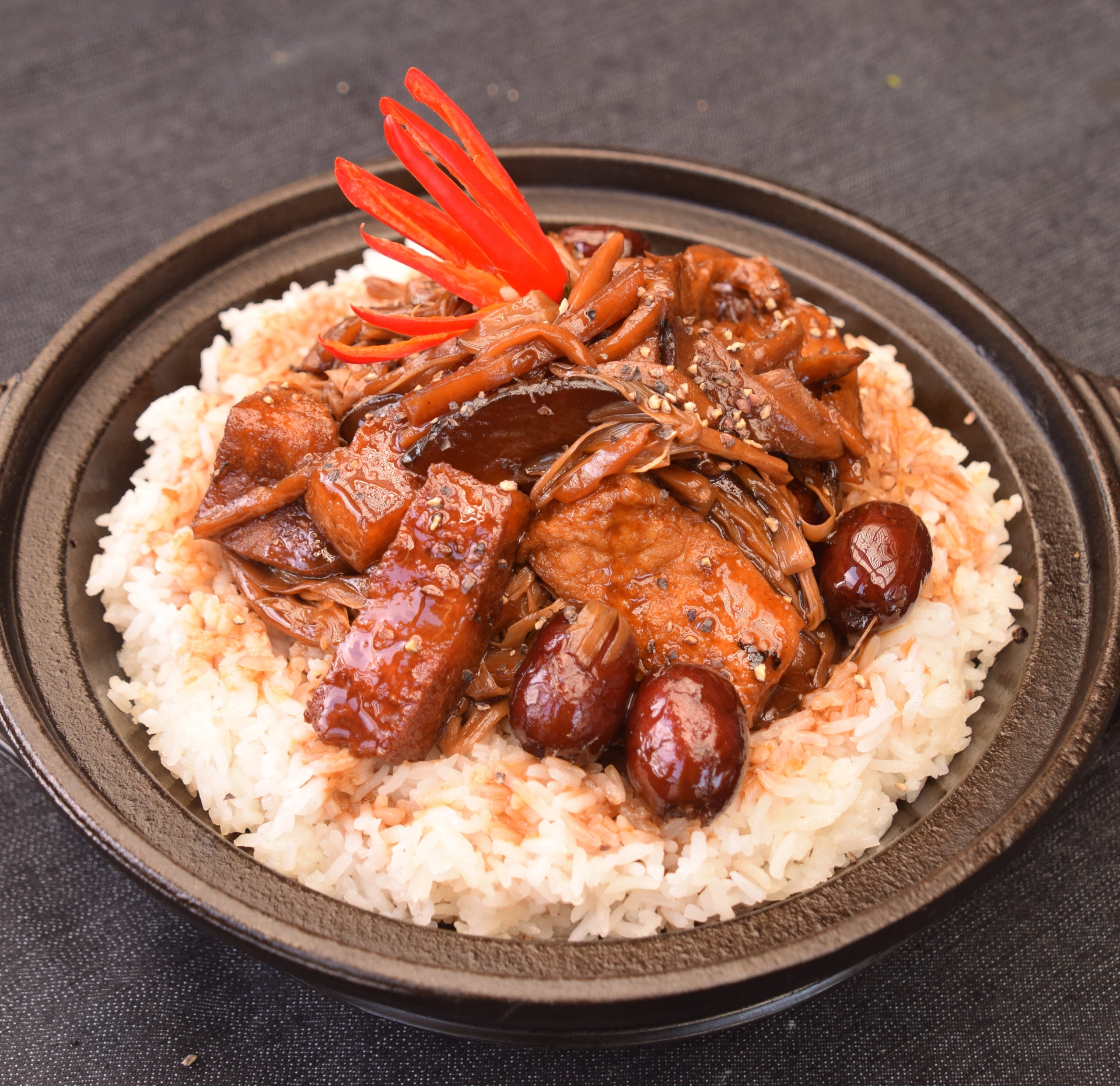 FARMER'S HOT POT | Au Lac Dickson Vegan Cuisine